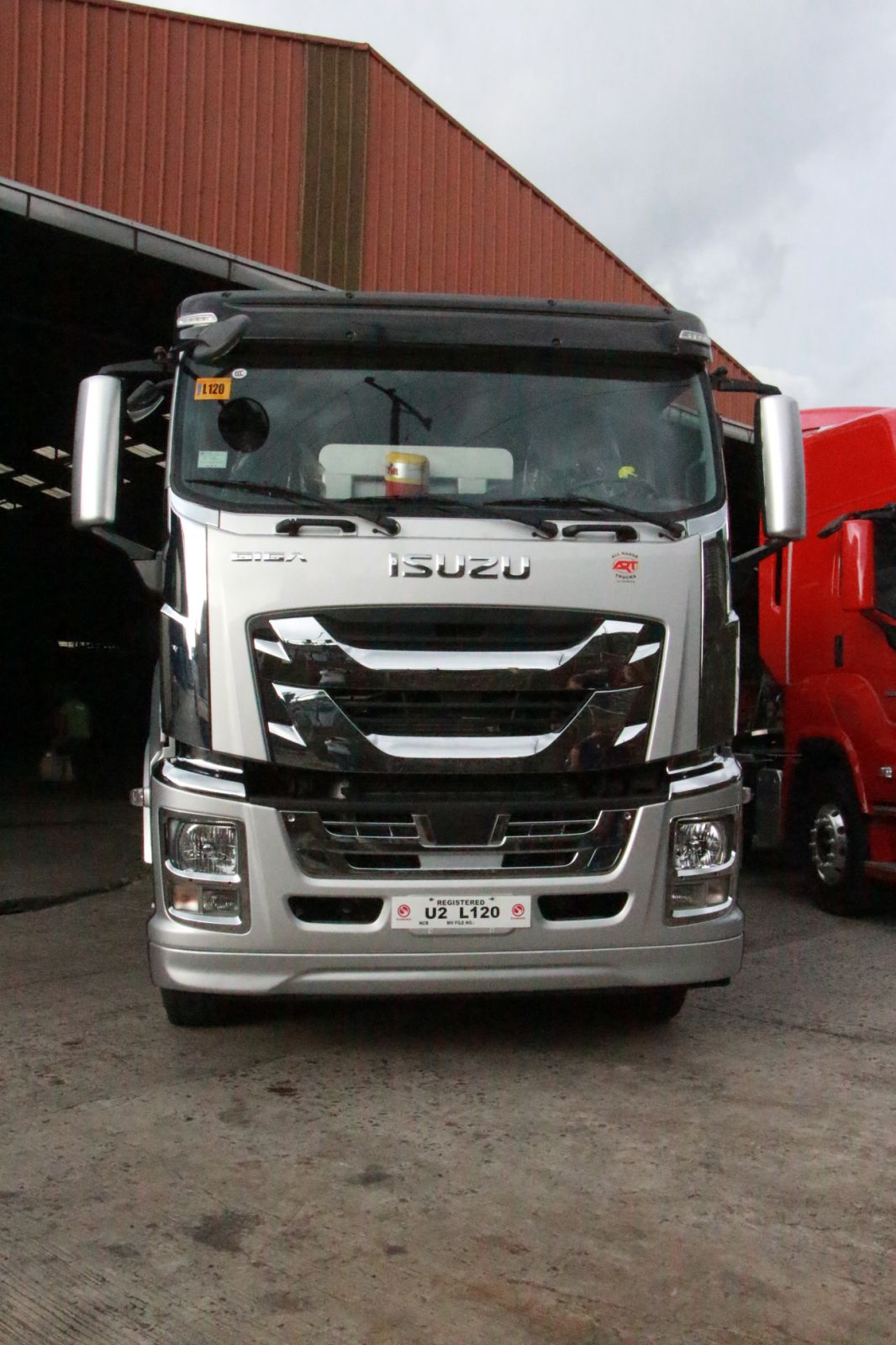 Isuzu GIGA CYZ QL1250U1QDZY Dump Truck Tipper 6x4 10 wheeler | anahaw.ph